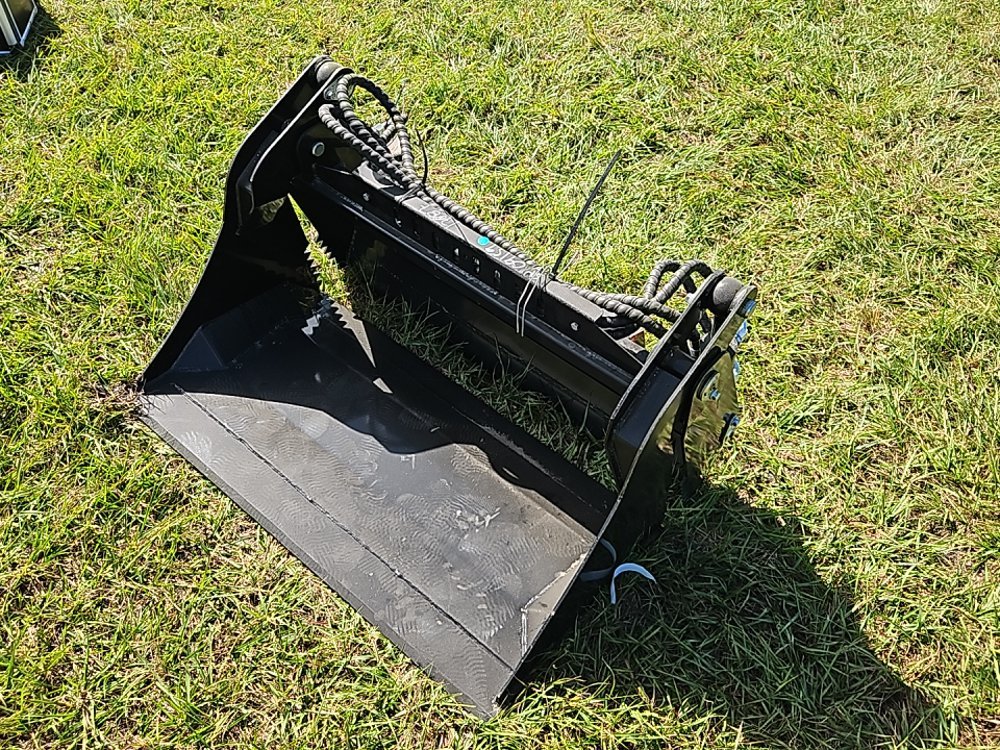 Used 2025 GIYI GY-XKH39F Skid Steer in Kissimmee, FL | RaD