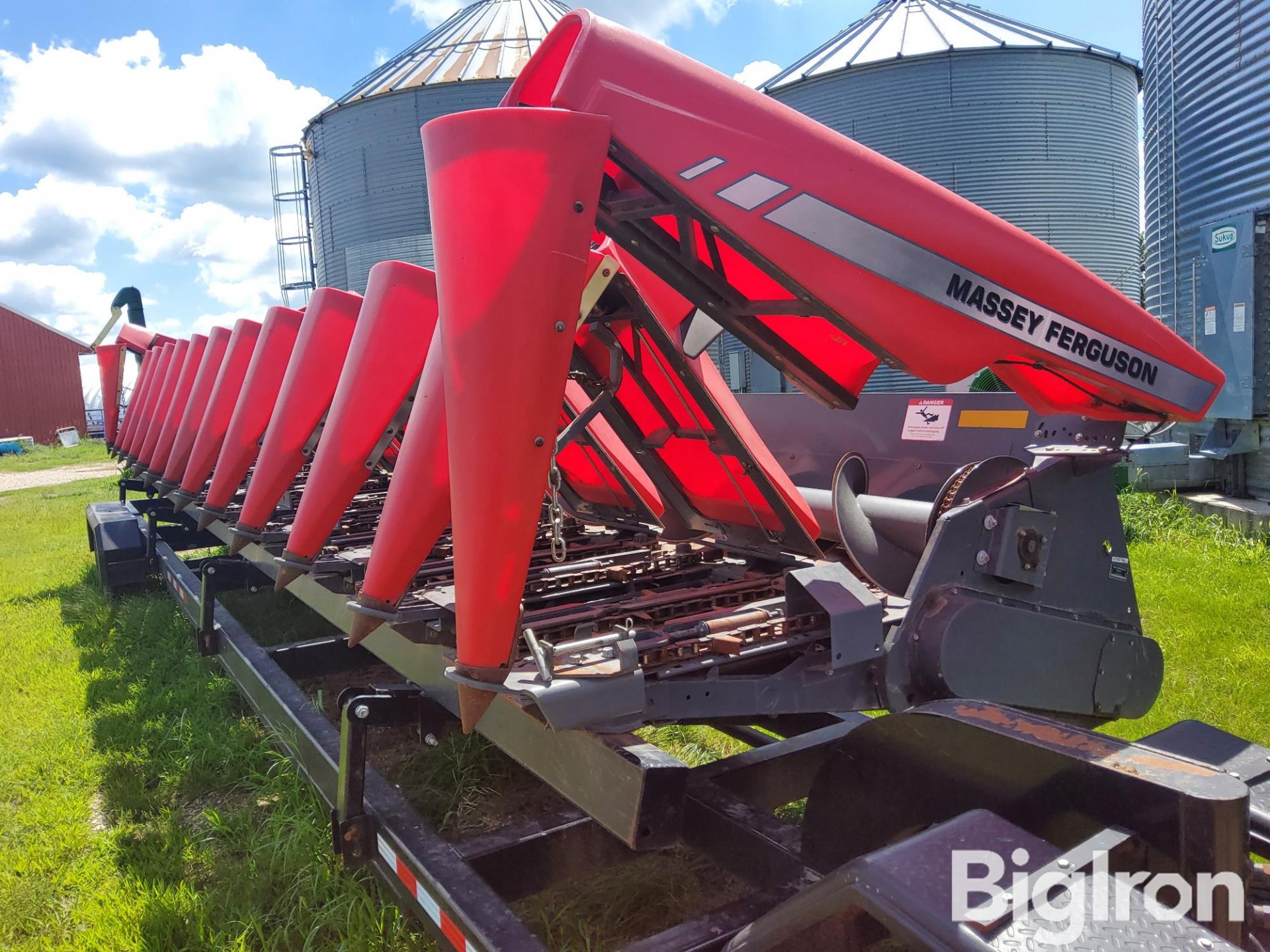 Used 2014 Massey Ferguson 3000 Headers in Ruthven, IA | RaD